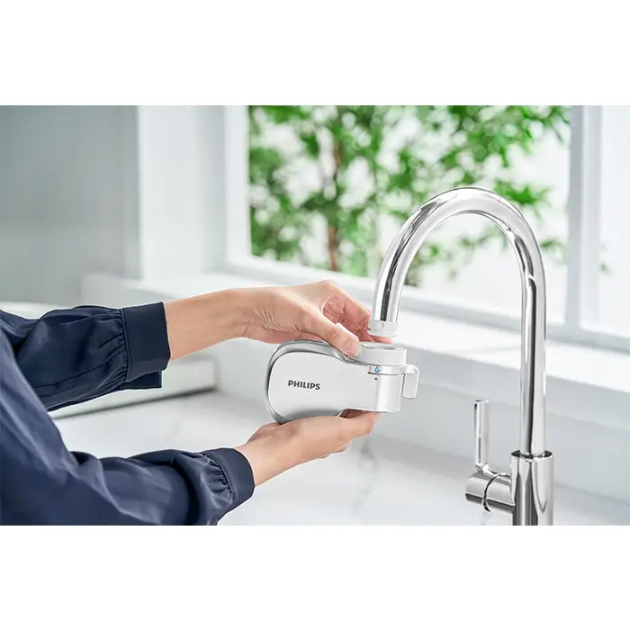 PHILIPS AWP3705 - Water X-Guard On Tap Water Filter With Counter | GEC